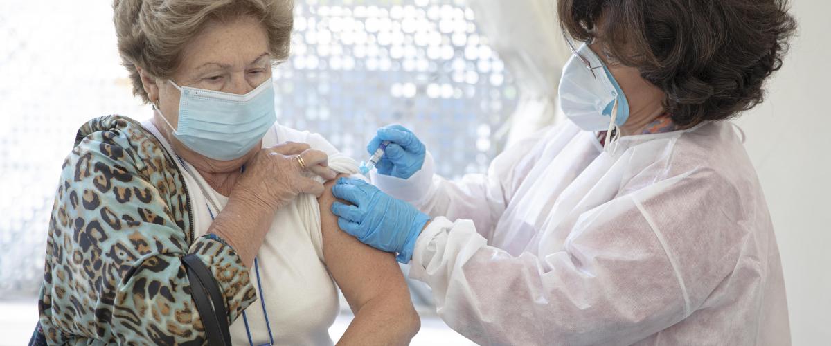 Sanidad adelanta la fecha en la que se llegará al pico de gripe y ...