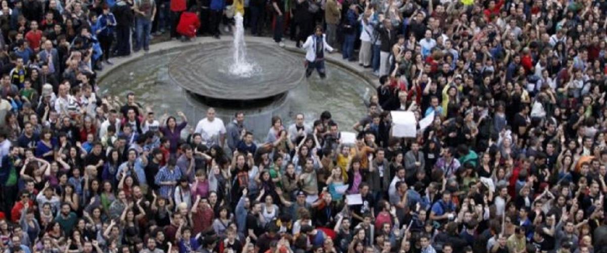 Décimo aniversario 15-M: “El 15M mereció la pena”: logros y asignaturas ...