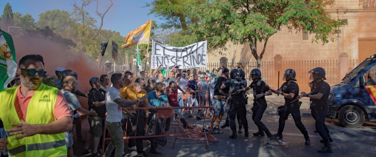 Atasco Monumental Carga Policial Y Varios Detenidos En La Protesta Del