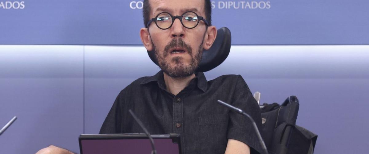 Echenique saca la Biblia para retratar las ideas reaccionarias de Vox