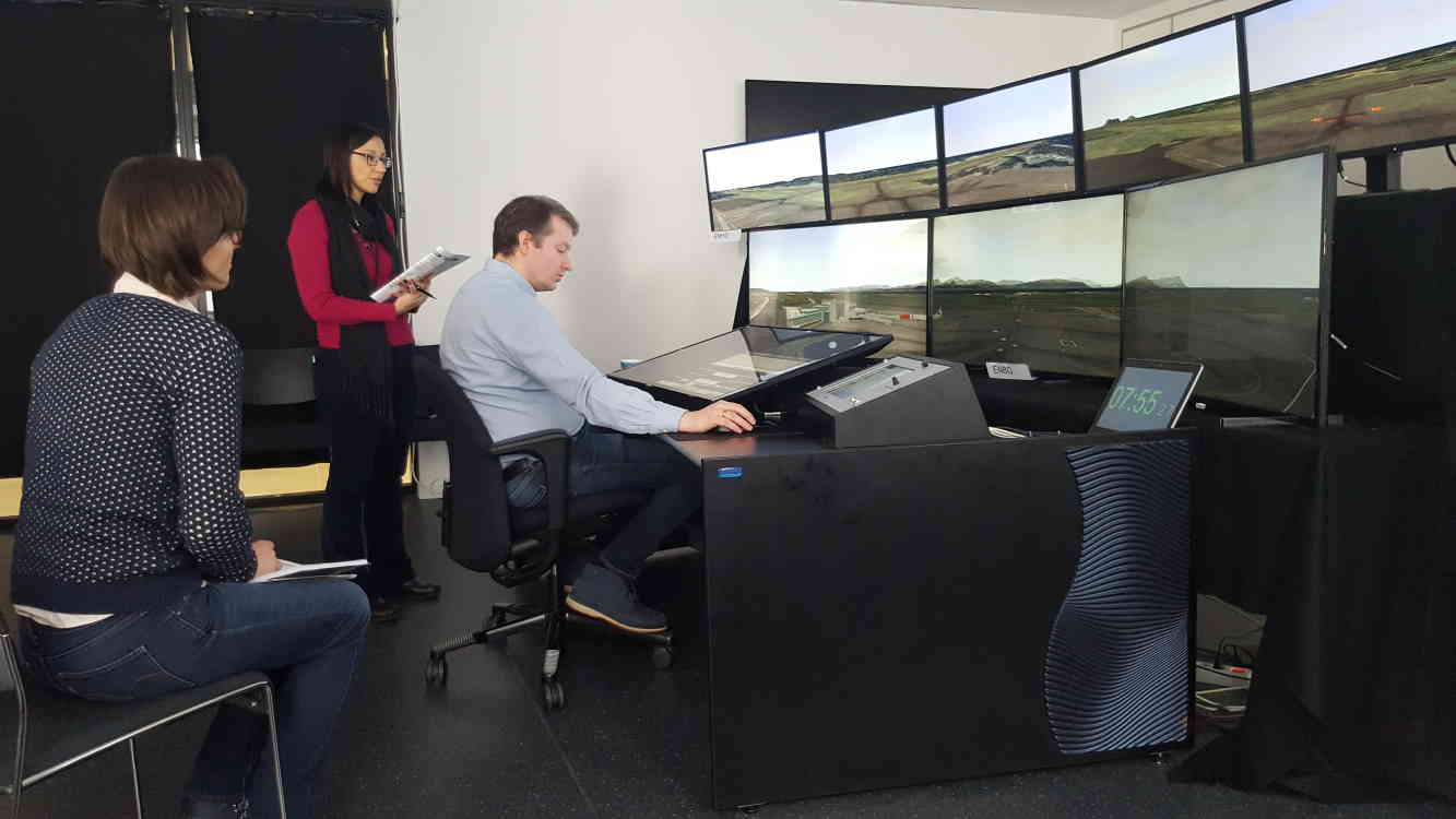 Indra avanza en la gestión del tráfico aéreo en Estados Unidos con su ...