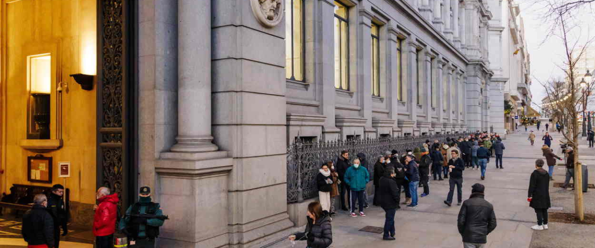 ¿Cómo pedir cita previa para comprar Letras del Tesoro?