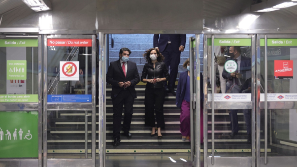 La mala gestión de Ayuso y Almeida puede dejar sin metro a medio millón ...