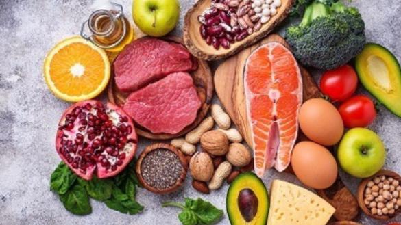 Las claves de una dieta saludable para personas mayores
