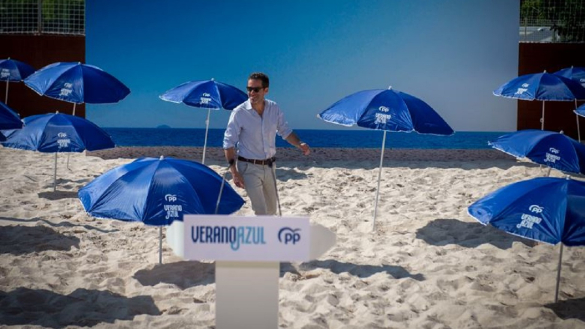 Twitter se mofa del discurso de Sémper desde una playa artificial: "Que ...