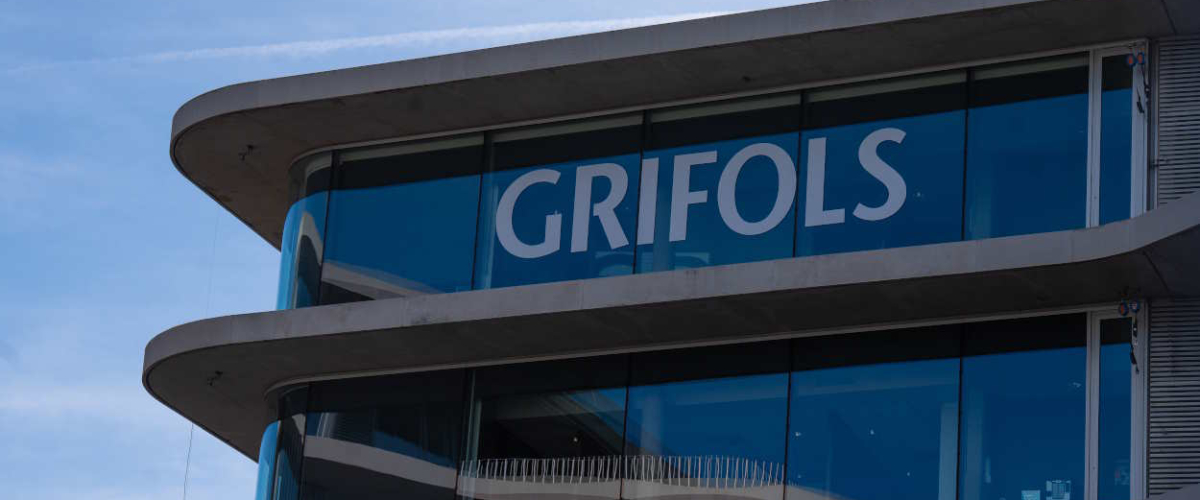 Grifols se abre a colaborar con la CNMV tras el informe de Gotham City