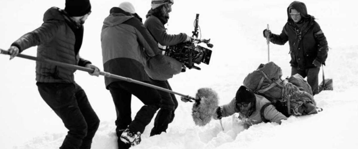 Juan Antonio Bayona, director de ‘La sociedad de la nieve’, resuelve ...