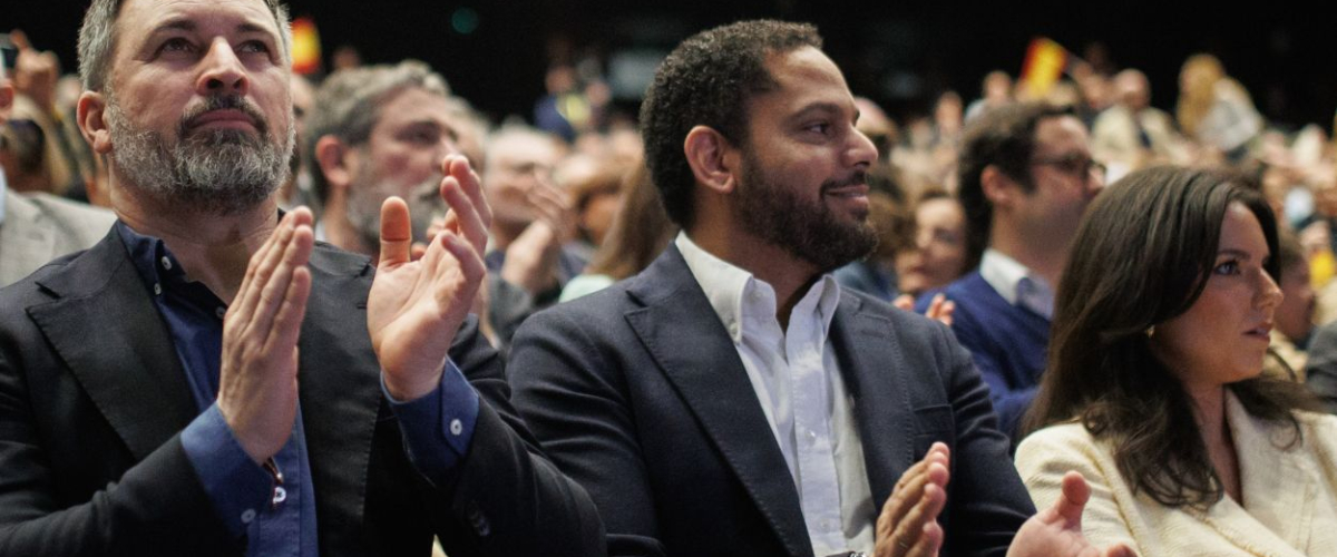 Abascal, reelegido presidente de Vox sin oposición y hasta 2028