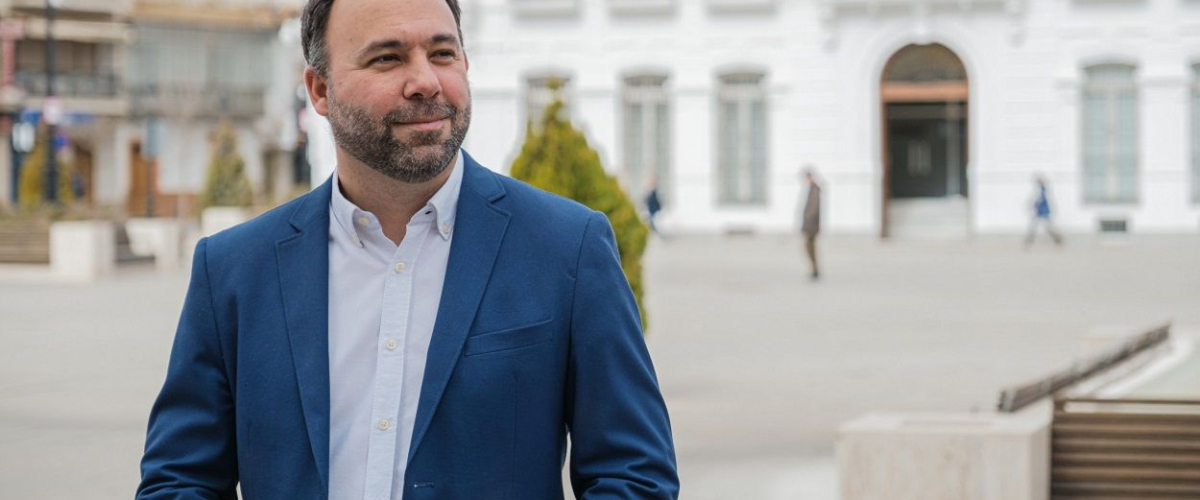 Cursos "para la mujer" de PP y Vox al estilo franquista: la oferta de ...