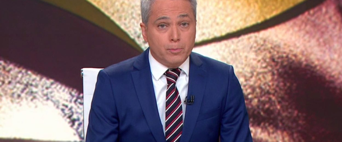 Vicente Vallés omite los millones cobrados por el novio de Ayuso, las multas y el Maserati