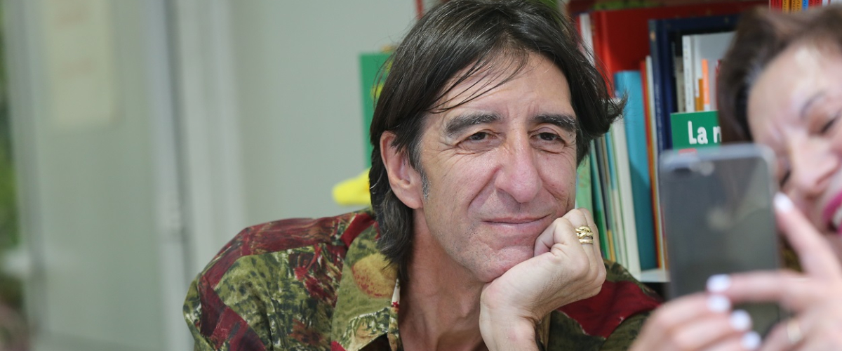 Benjamín Prado manda un rotundo mensaje a los jóvenes que loan a Franco ...