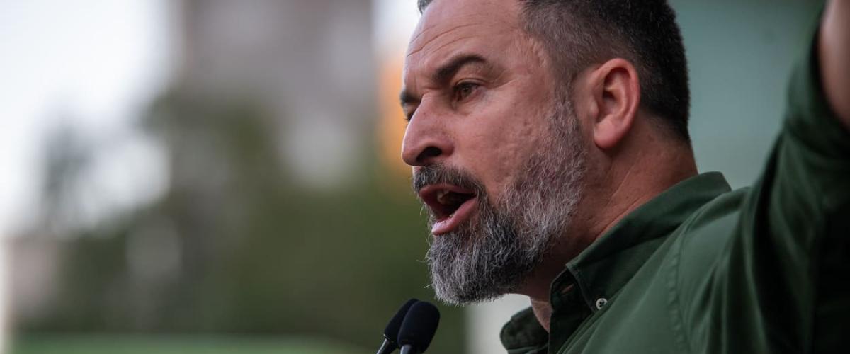 Vox radicaliza aún más su discurso xenófobo ante la llegada de Milei ...