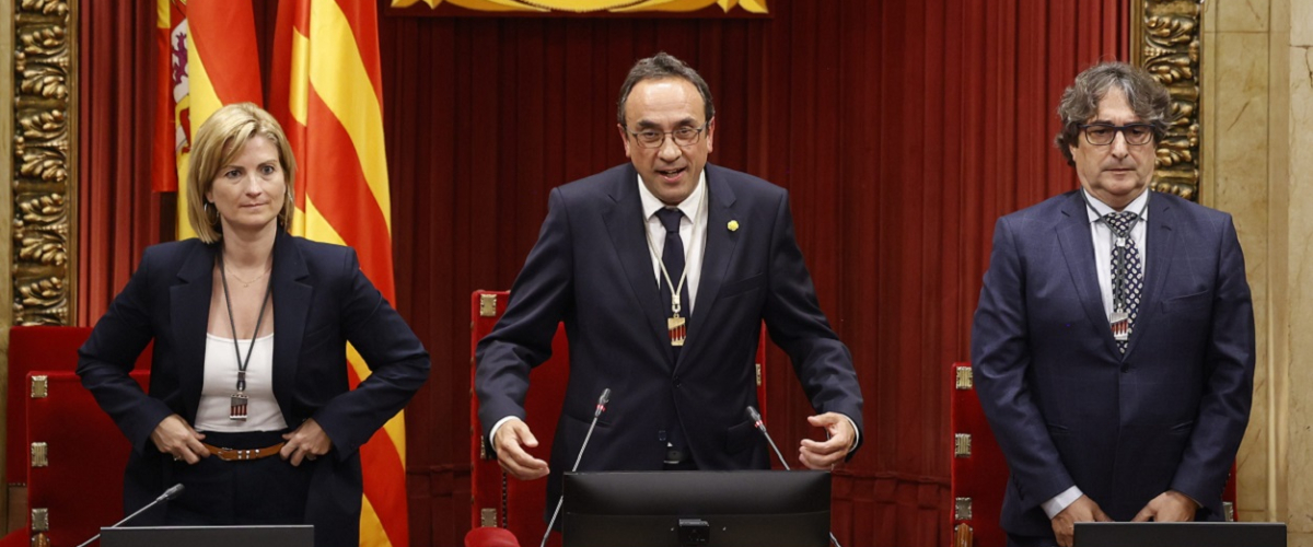 El PSC, impasible ante la fiesta independentista en el Parlament