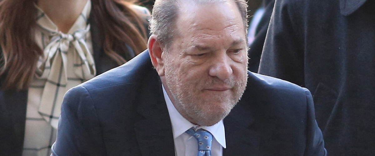 Harvey Weinstein ingresa en el Hospital Bellevue de Nueva York tras dar ...