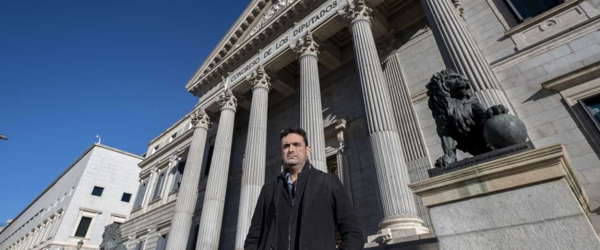 La lucha de Miguel Hurtado, abusado por la iglesia, llega al Congreso ...