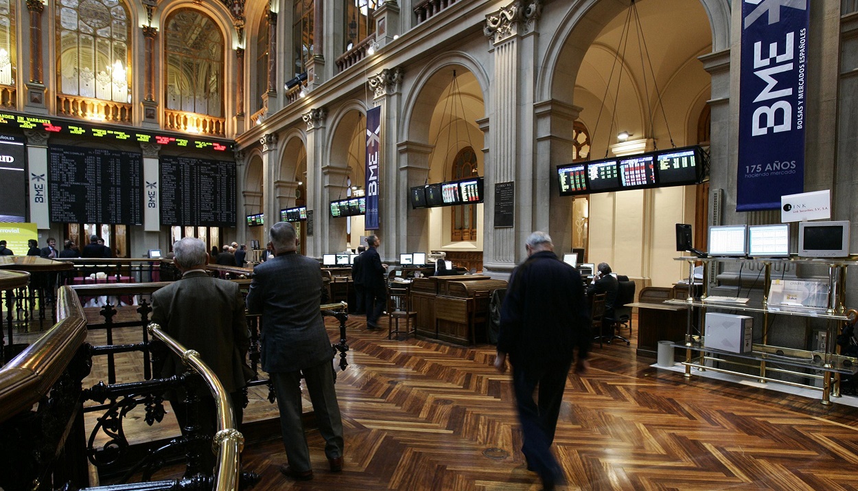 El Ibex 35 encadena siete semanas al alza y se asienta en los 12.600 puntos