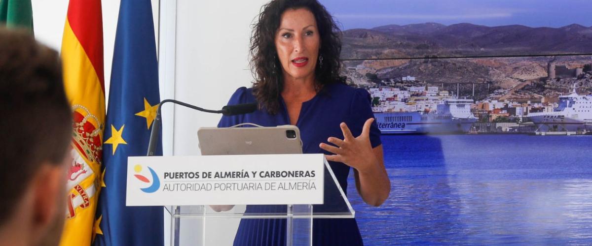 El Ayuntamiento de Almería (PP) otorga un premio por el 8M a un colegio ...