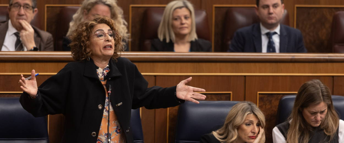 Hacienda fecha las reuniones con las CCAA para la quita de deuda