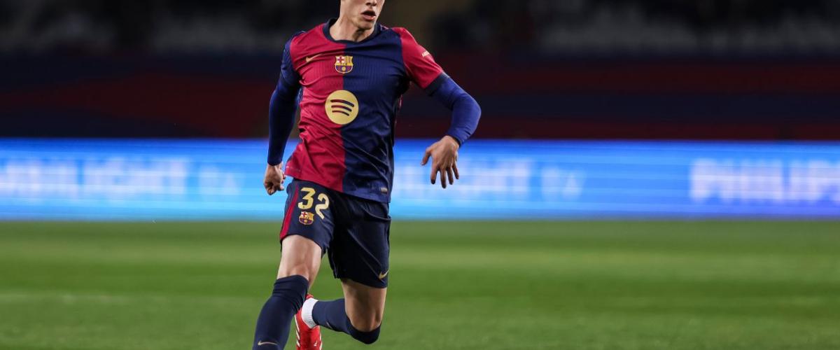 Héctor Fort, jugador del Barcelona, víctima de una campaña homófoba por ...