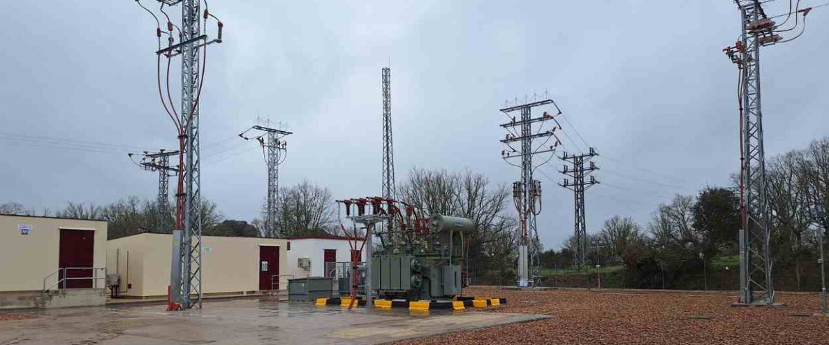 Restablecidas el 62% de las subestaciones y atendida el 43,3% de la demanda eléctrica a las 22 horas