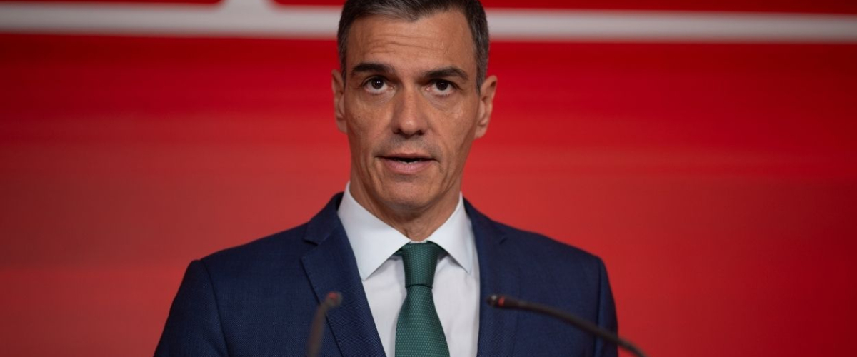 Sánchez recuerda los episodios más oscuros del PP: M. Rajoy, el ático ...