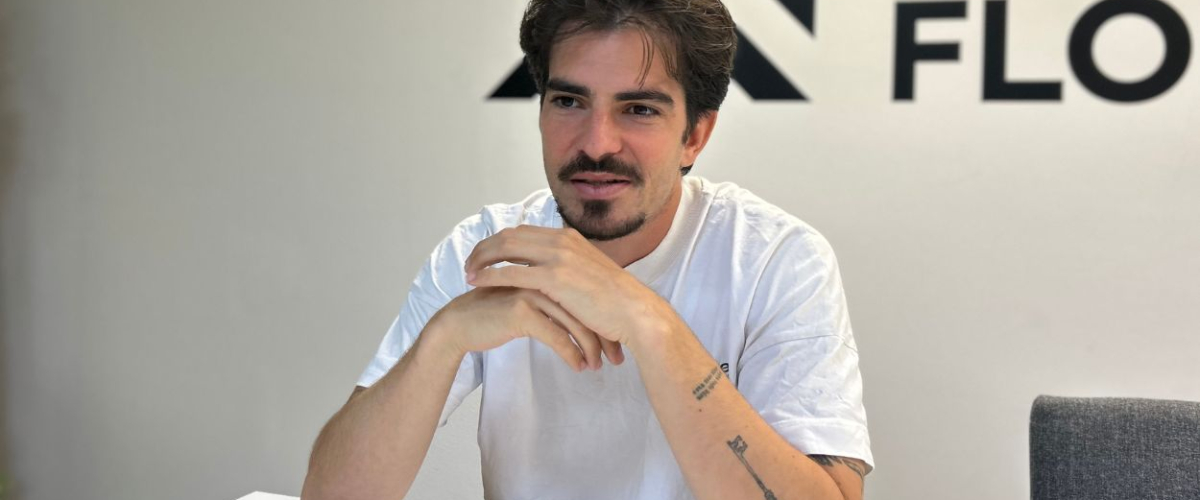 Xavibo: "No me esperaba la repercusión de la performance del escaparate"