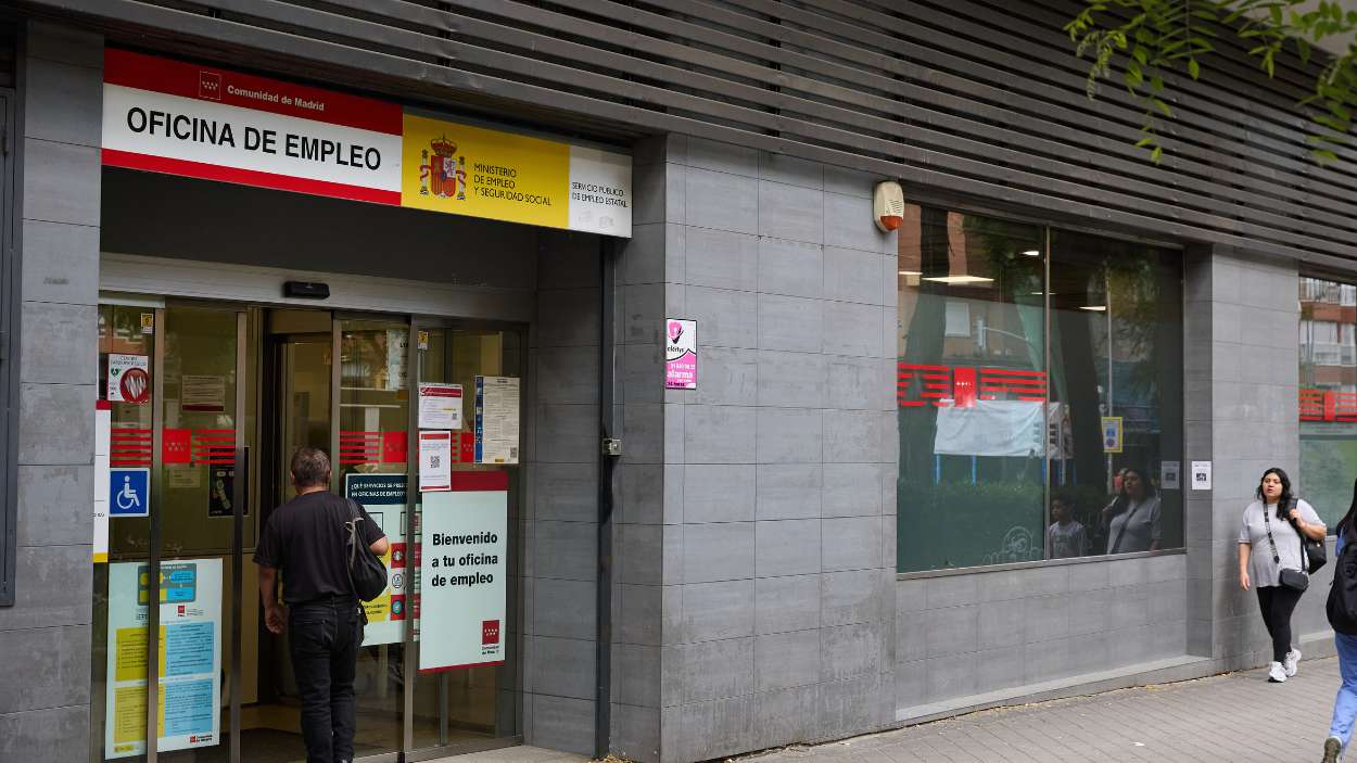 ¿Buscas un sueldo de seis cifras Estos empleos de inteligencia artificial en España están que arden