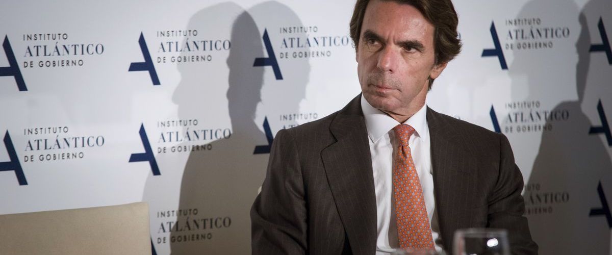 El Supremo asesta un golpe al 'honor' de Aznar