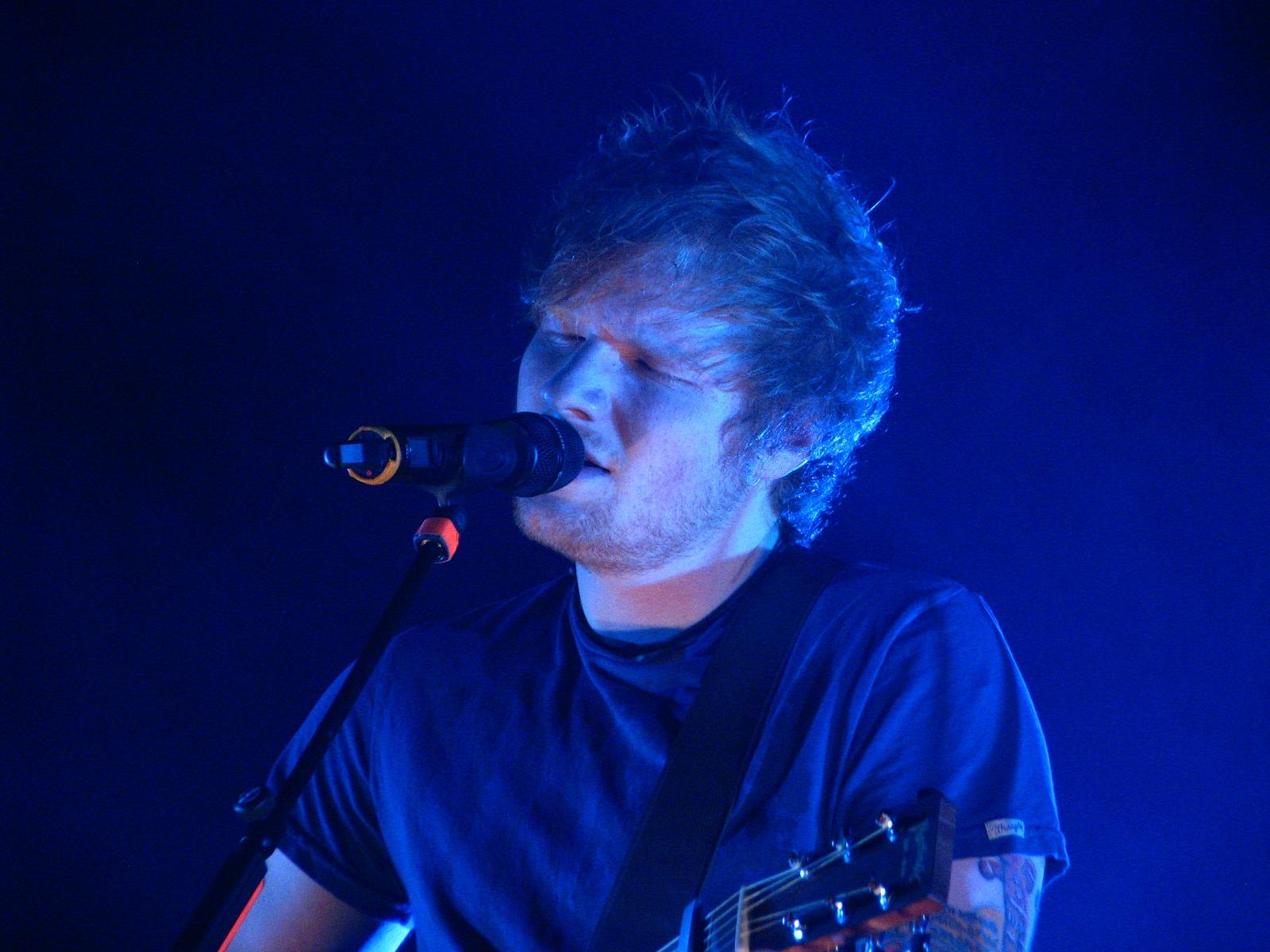 Los trolls también vencen a Ed Sheeran