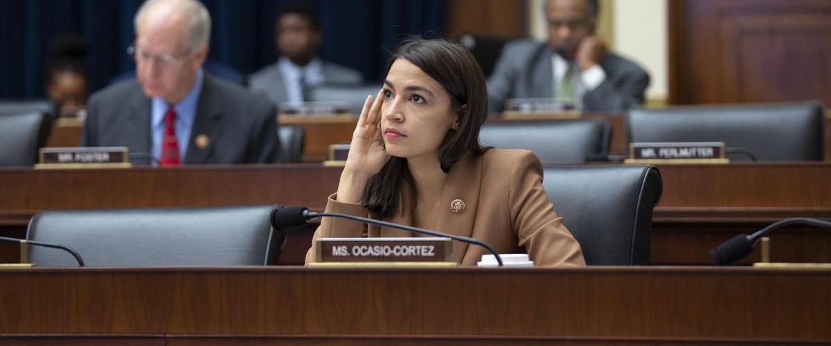 Más de 50 millones de personas han visto el repaso de Ocasio-Cortez a ...