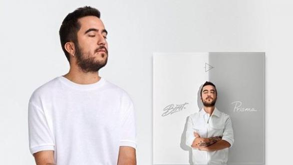 Beret saca su primer disco profesional, titulado "Prisma", con ...
