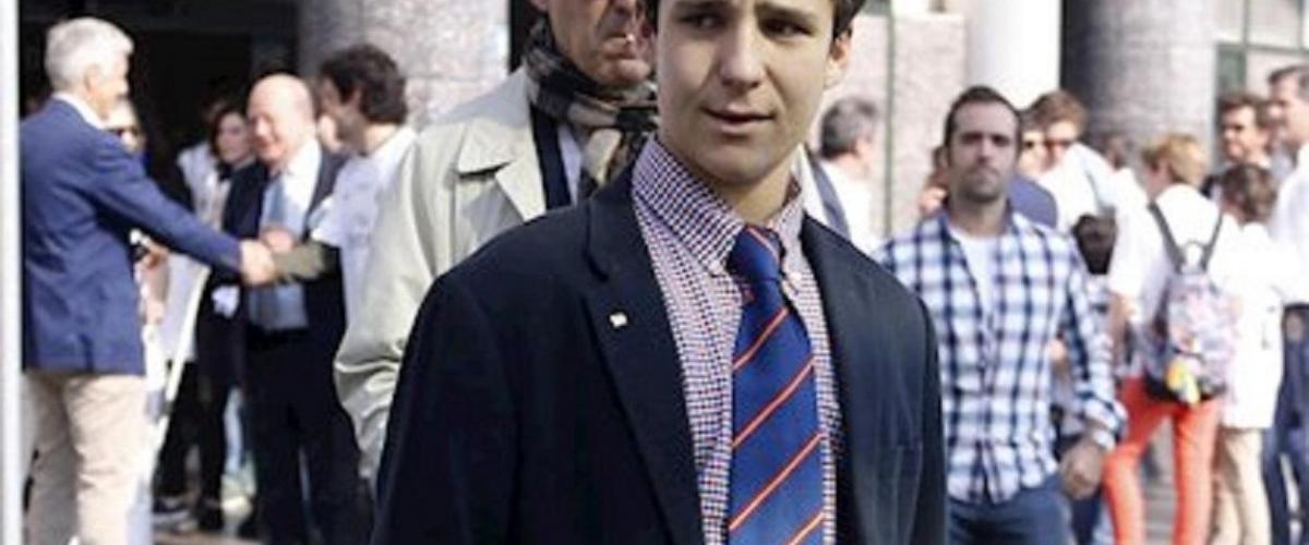 Desvelan la identidad de un famoso colaborador de televisión que estaba ...